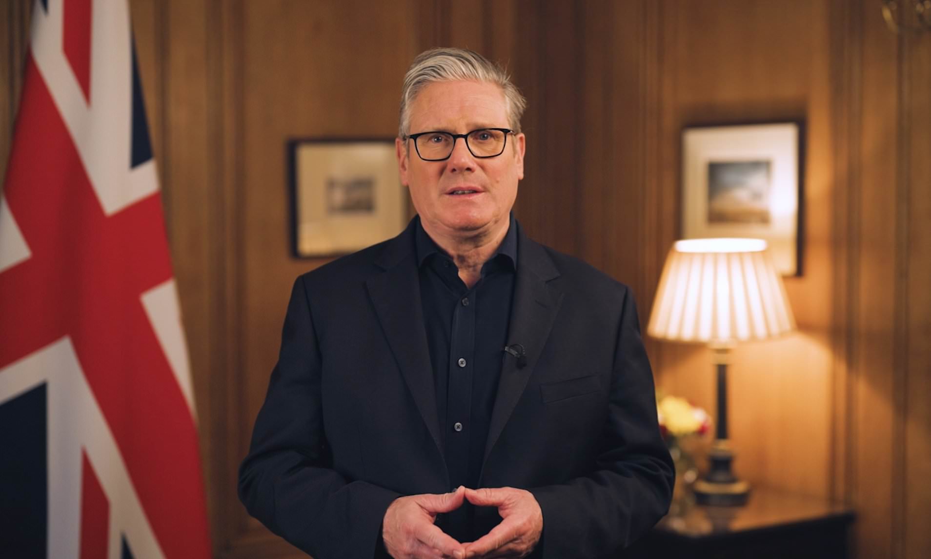 Starmer vows 'things can and will get better' in 2026 as he fights to ...