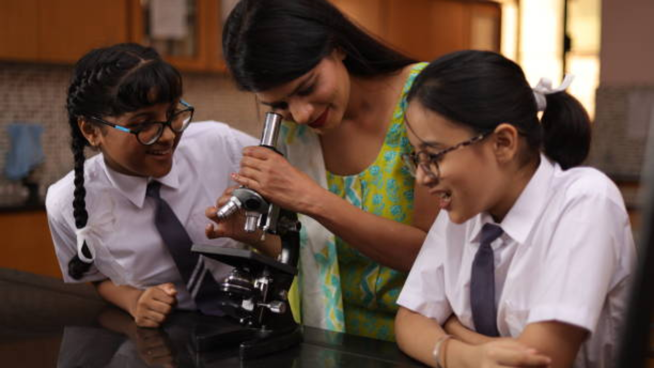 Realistic New Year's resolutions students can actually stick to