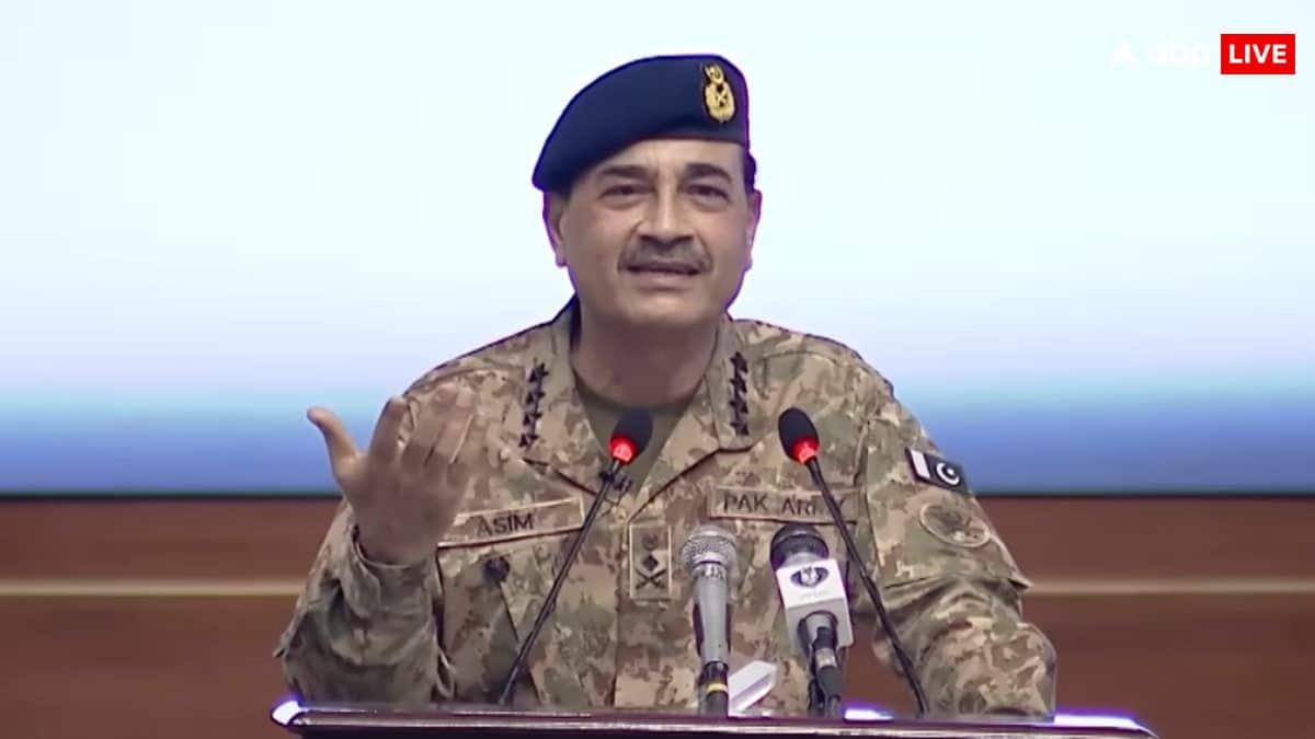 Pakistan issues veiled threat to India on New Year; Army chief warns of ...
