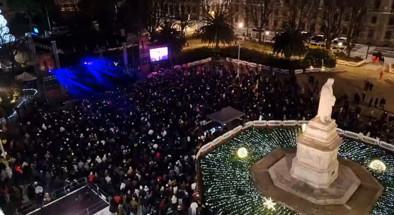 La piazza e il concerto di Capodanno visto dalla ruota