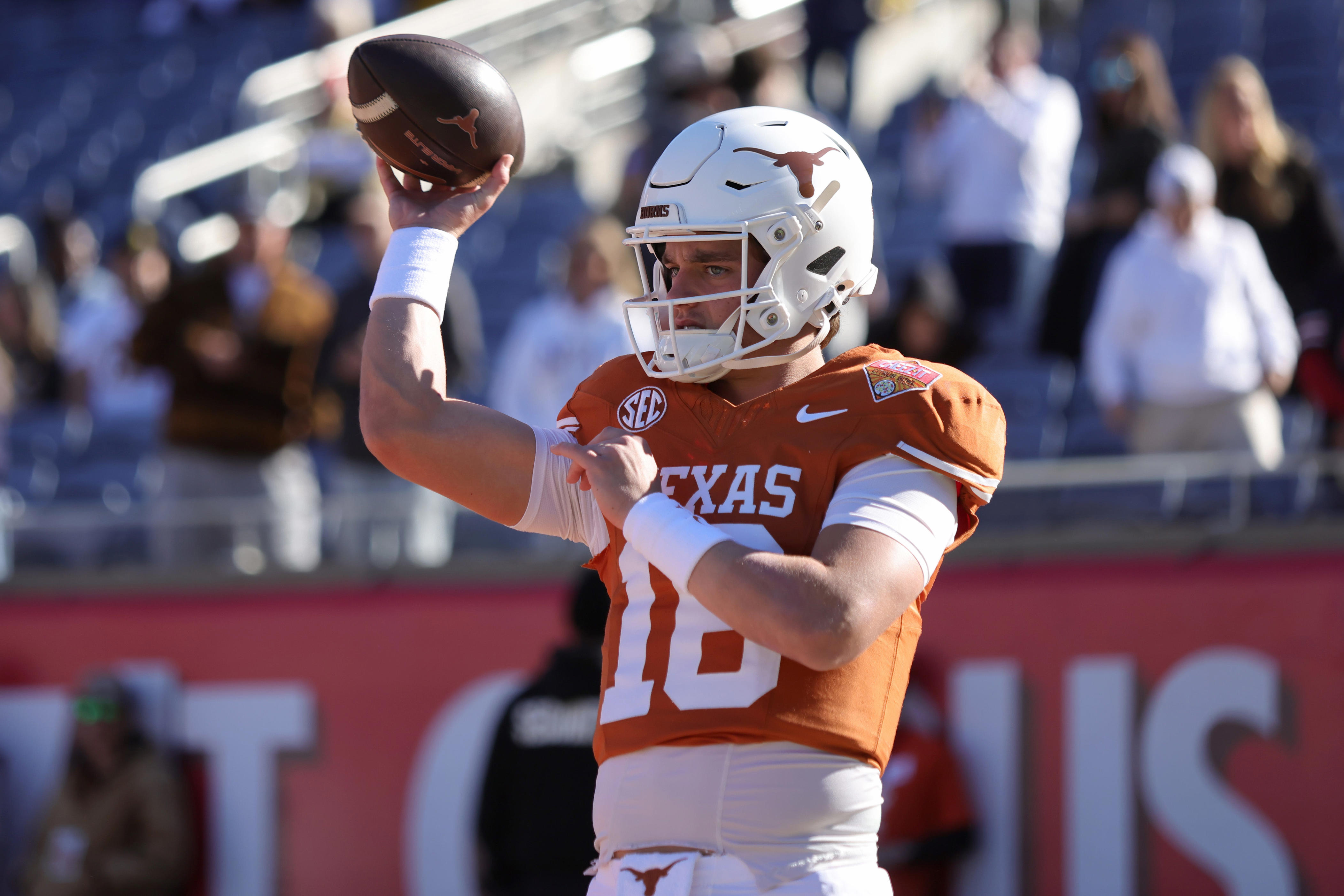 Longhorns QB Arch Manning is in the running for Manning Award