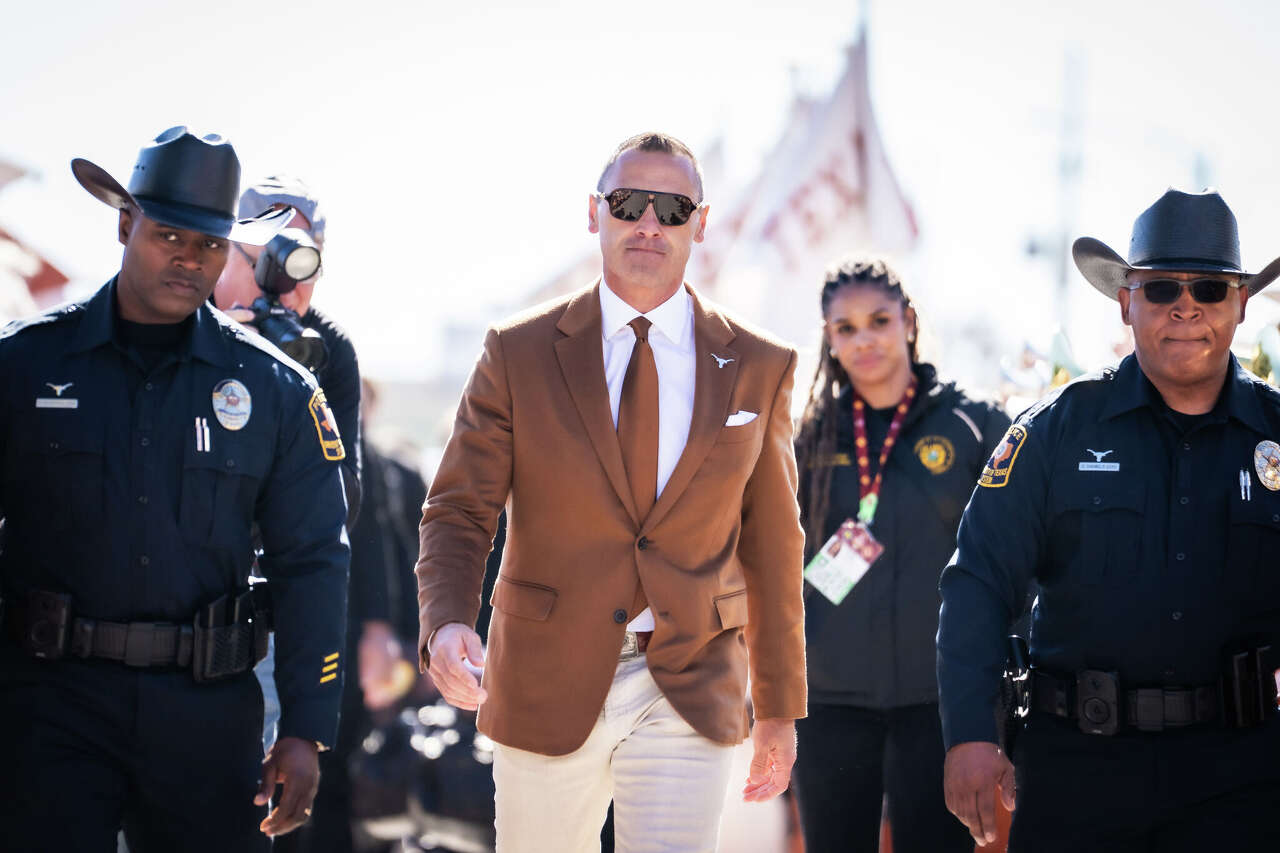 Texas football: 1 lesson the Longhorns can take from each team in CFP ...