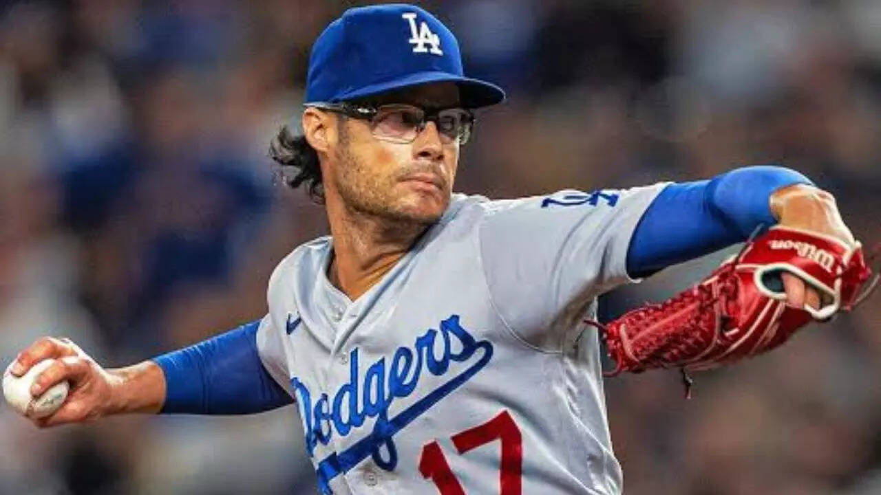 Who is Joe Kelly? Inside the MLB pitcher’s 13-year career with the Red ...