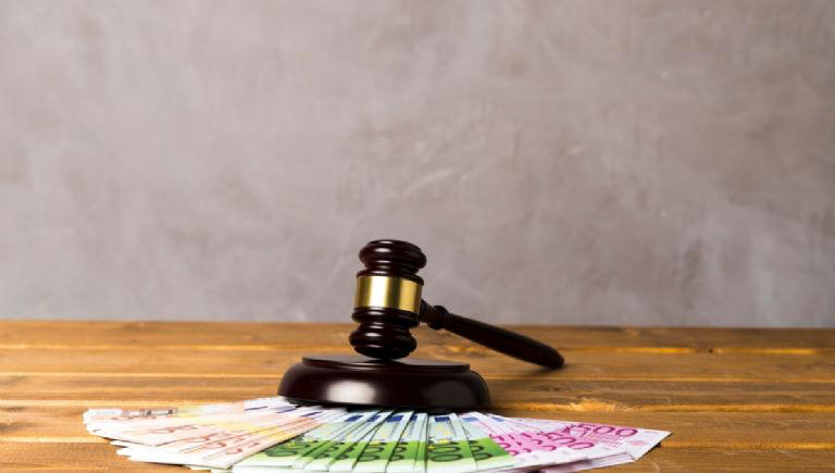 Mujer deberá pagar más de 2 millones de pesos en multas por ...
