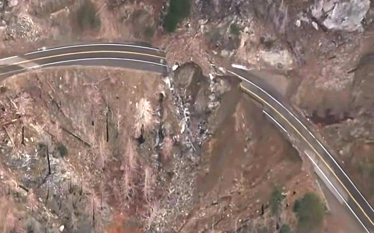 Scenic LA road collapses just 5 miles from where 'Call of Duty' creator ...