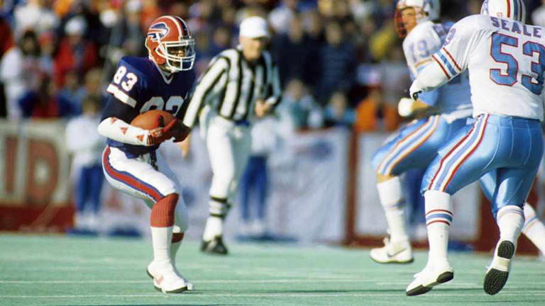 Wild scenario it would take for Bills to host one last Highmark Stadium ...