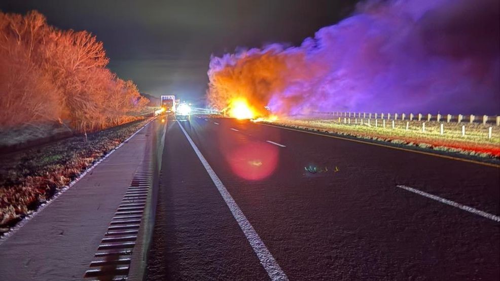 Man dies after truck hits damaged guardrail, igniting fire on IH-10 in ...
