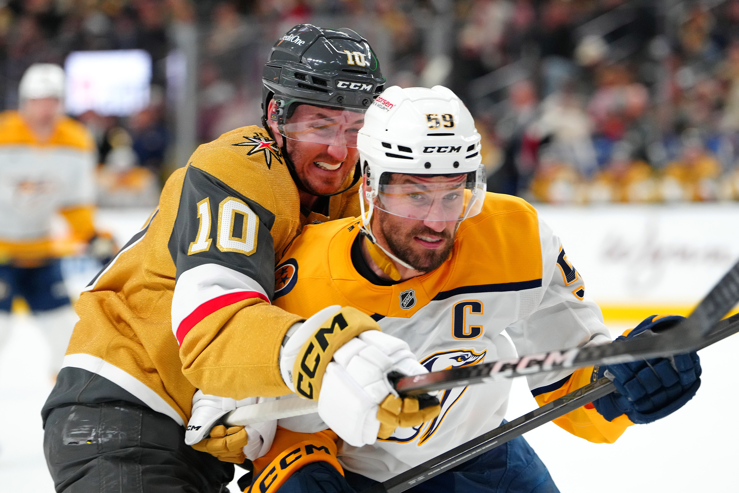 Golden Knights blow 2-0 lead in 4-2 home loss to Predators