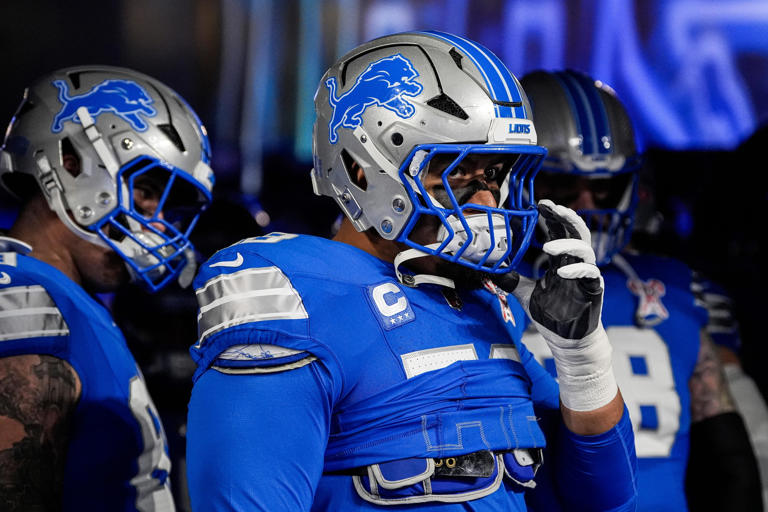 Detroit Lions, Dan Campbell update Penei Sewell's LT move