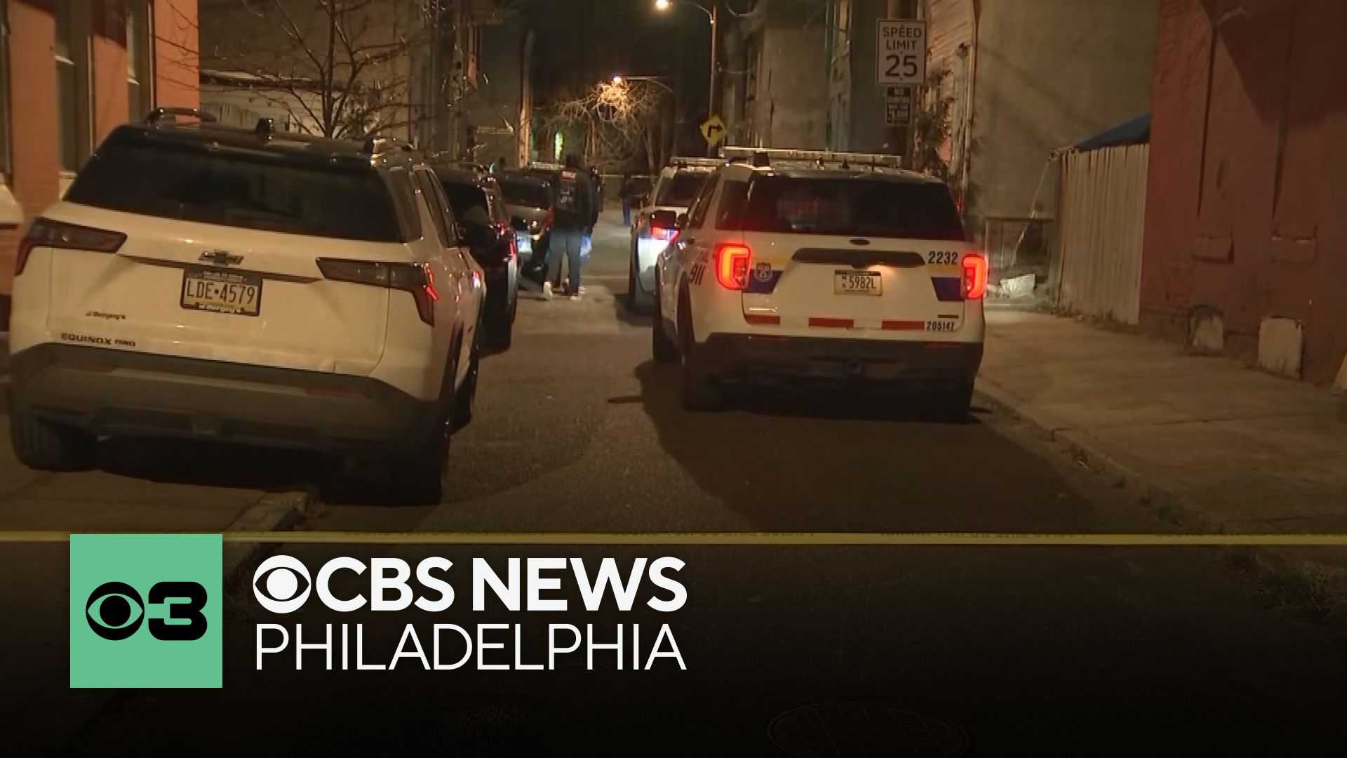 Philadelphia police shoot man armed with knife, police say