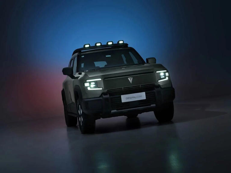 Mexico starts 2026 with steep car tariffs, and one country is getting ...