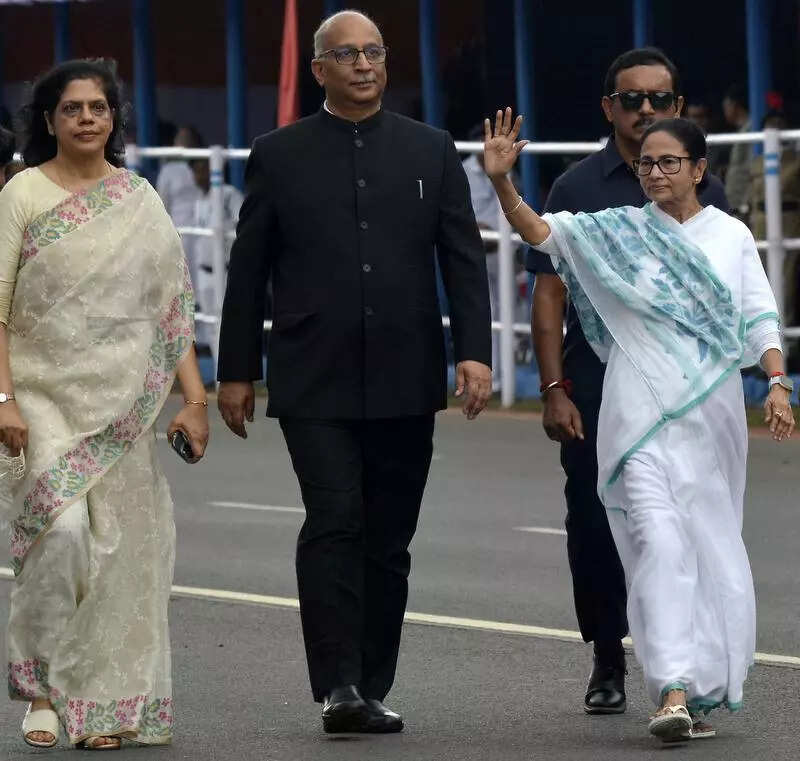 Bengal gets 1st woman chief secy in Nandini Chakravorty