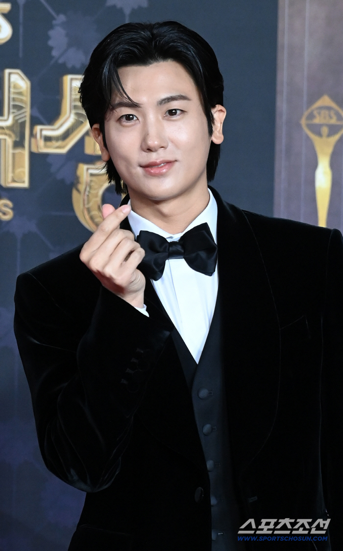 What a waste! Park Hyungsik! 15.4% best performance convinced Treasure ...