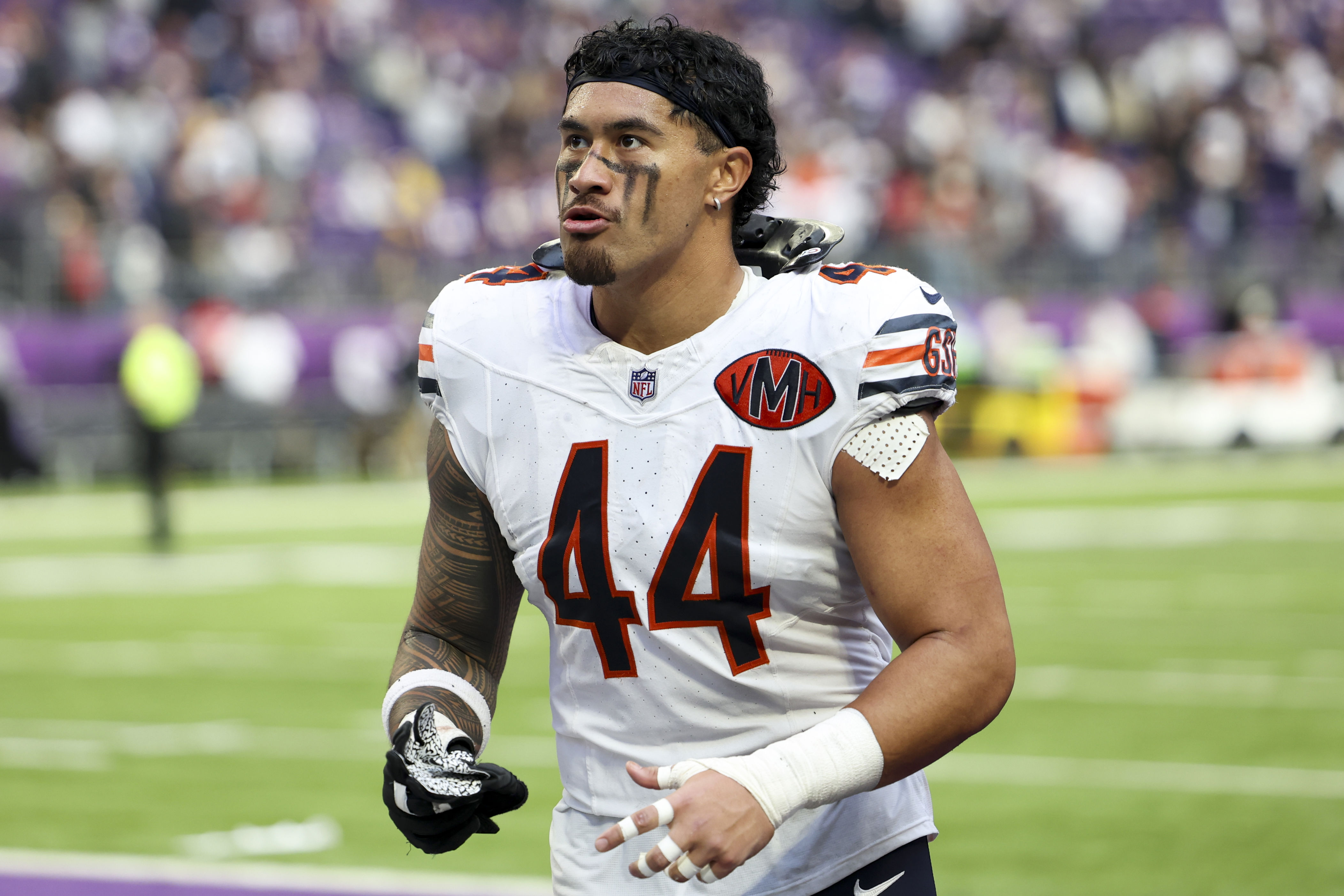 Bears place Noah Sewell on injured reserve