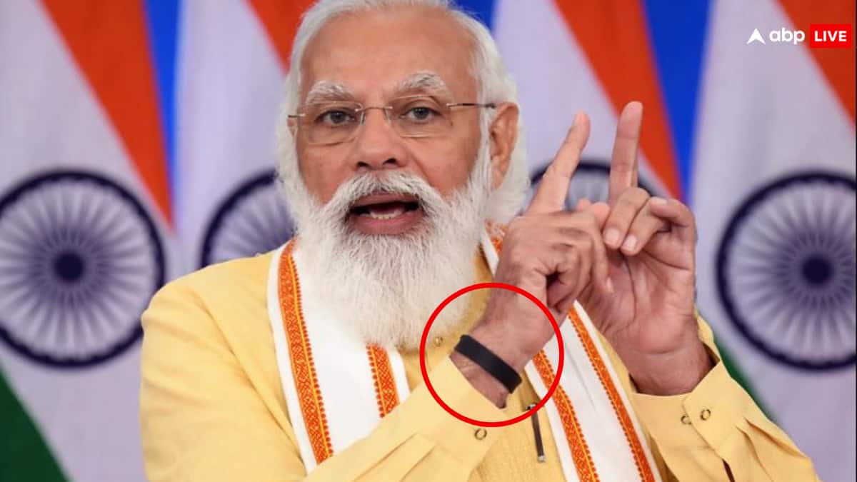 Why PM Modi Always Wears Black Thread On His Wrist? Know Tradition And ...