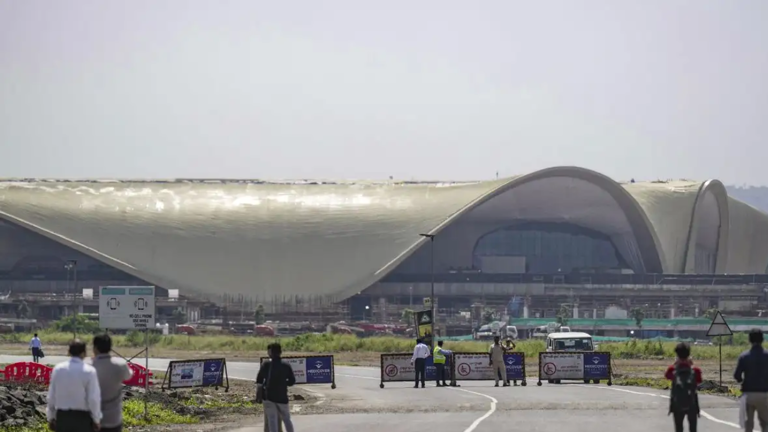 Mumbai under yellow alert: Temperatures to fluctuate over next 48 hours ...