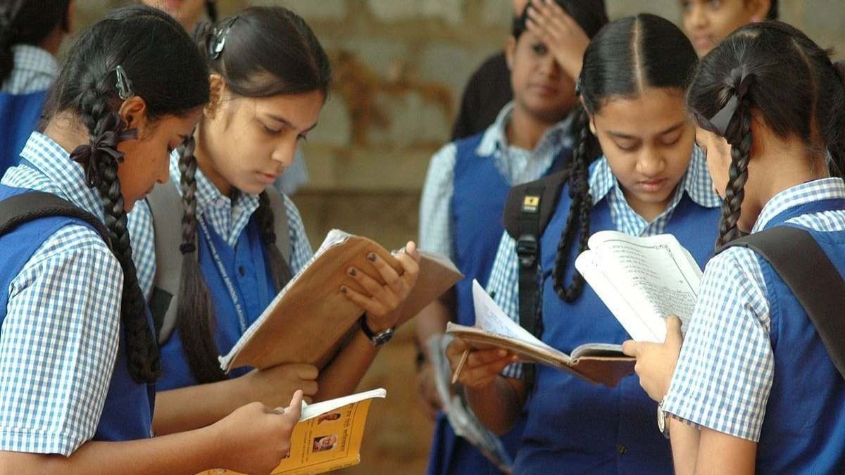 Want 499/500 marks in CBSE boards? Class 10, 12 toppers share their ...