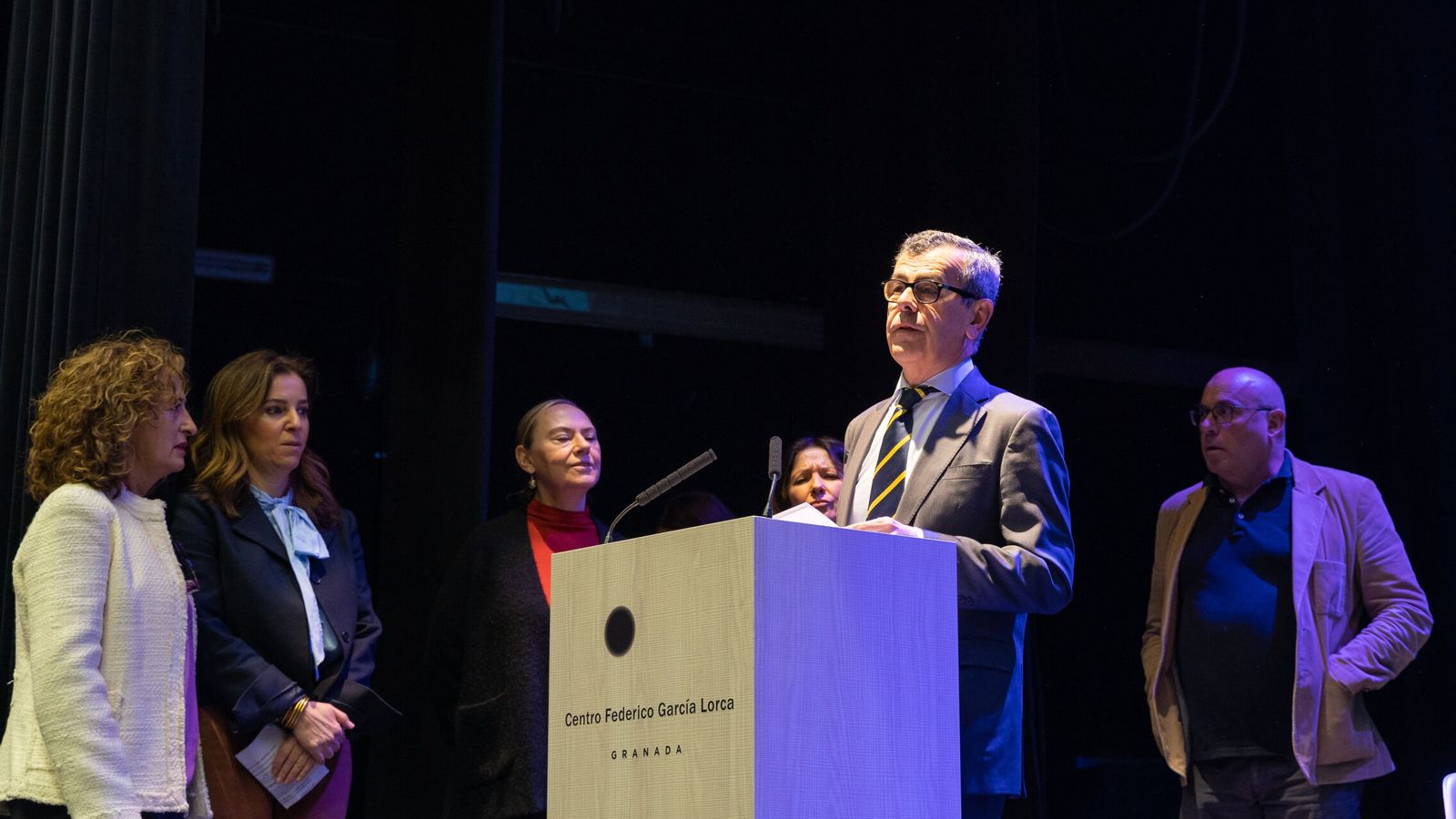 Muere el concejal de Cultura del Ayuntamiento de Granada, Juan Ramón ...