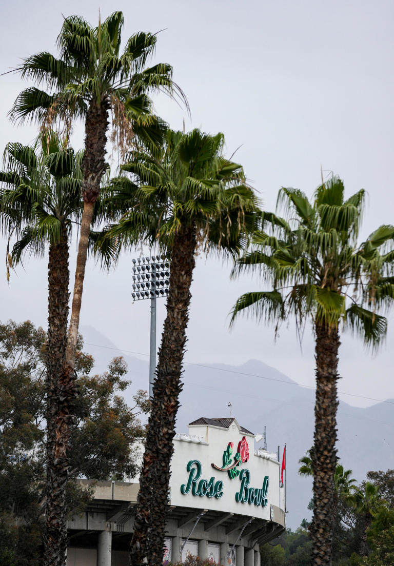 Rose Bowl parade, Indiana football game vs Alabama start time, how to watch