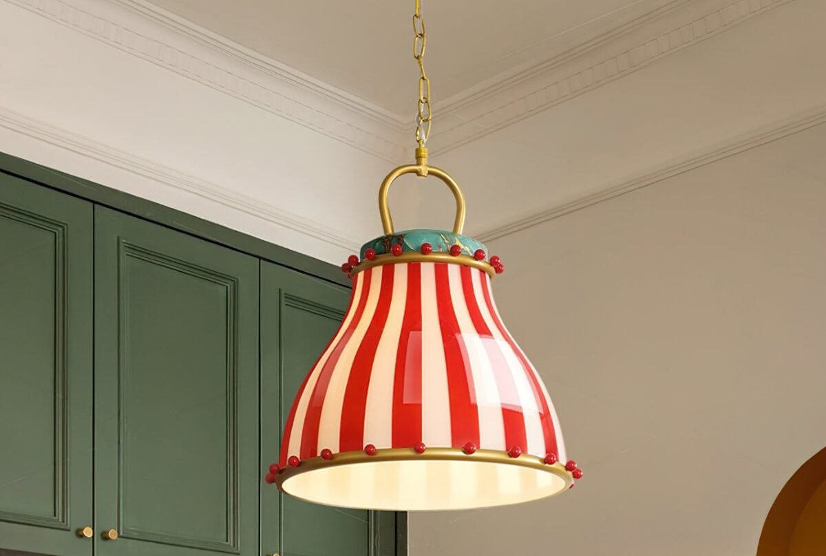 Lampadari in stile circo: i modelli più creativi e scenografici