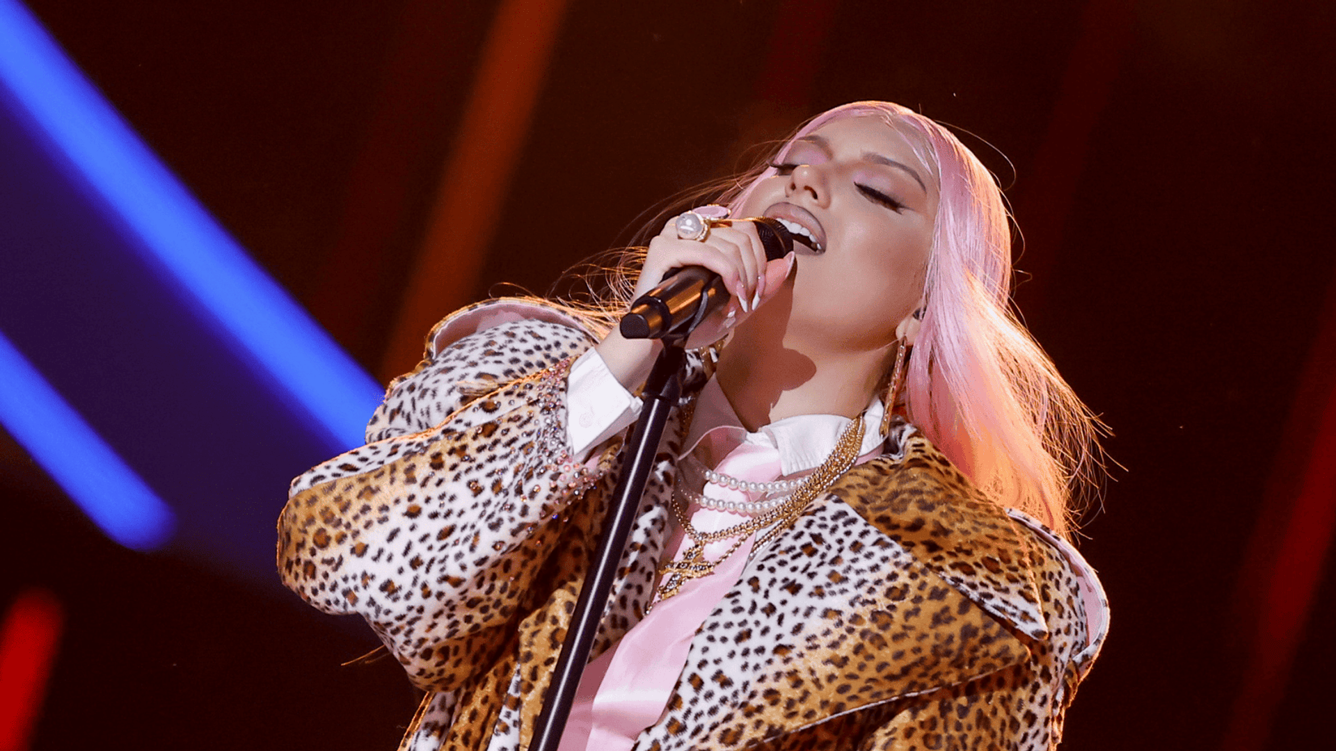 Sylwester z Dwójką. Viki Gabor pokazała się po raz pierwszy po ślubie