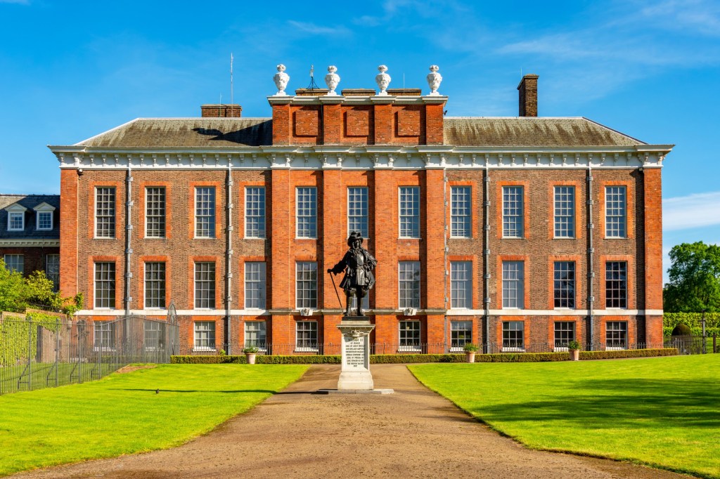 Intruder 'with heavy rucksack' broke into Kate and William’s home twice