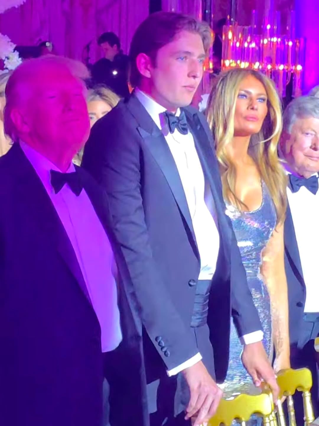 Awkward Barron Trump, 19, spends New Year’s Eve with parents after ...