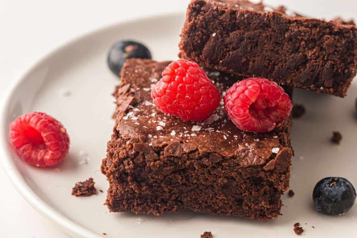 27 late-night chocolate treats that feel like a secret win