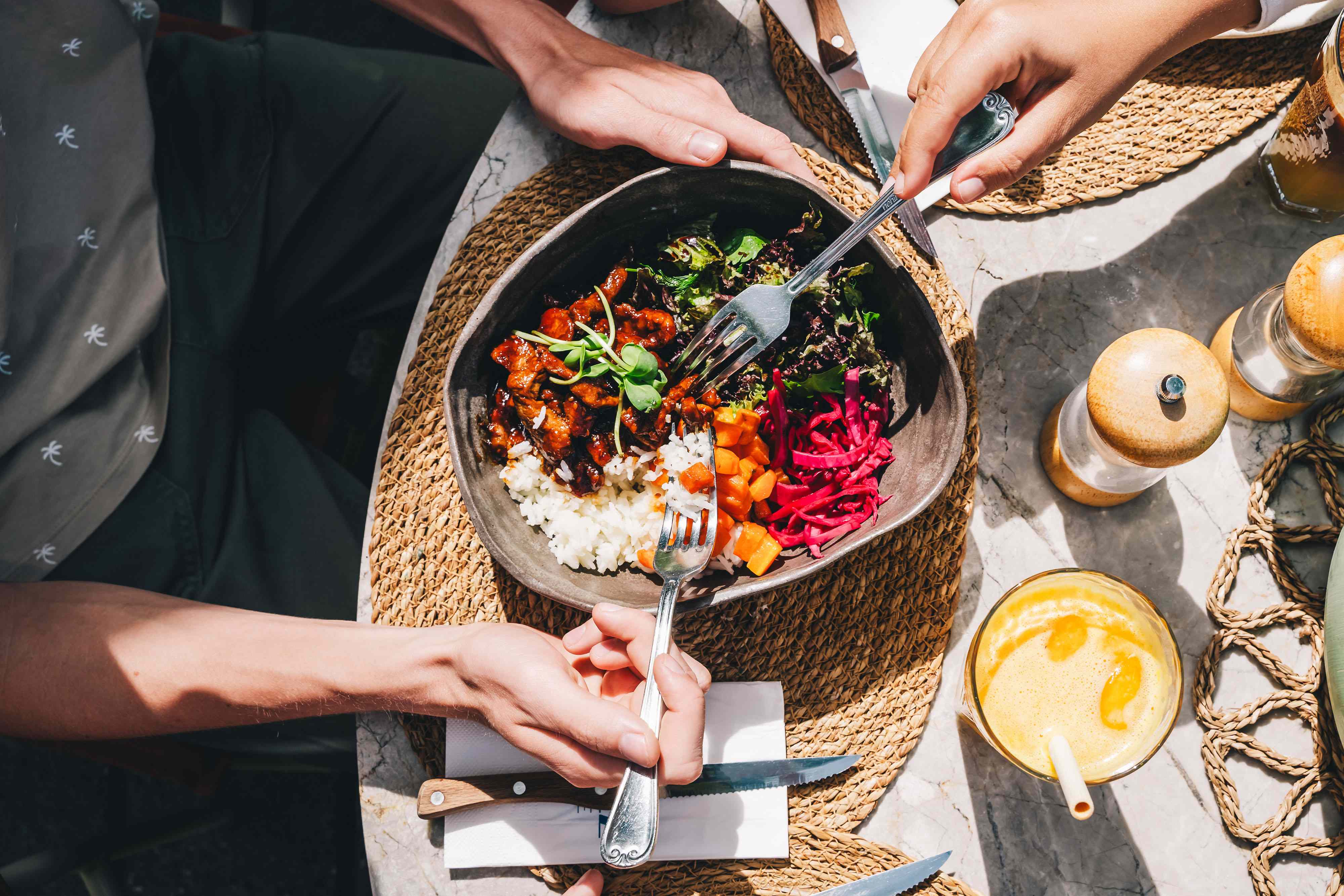 Can changing the order of your meal improve blood sugar? Here’s what ...