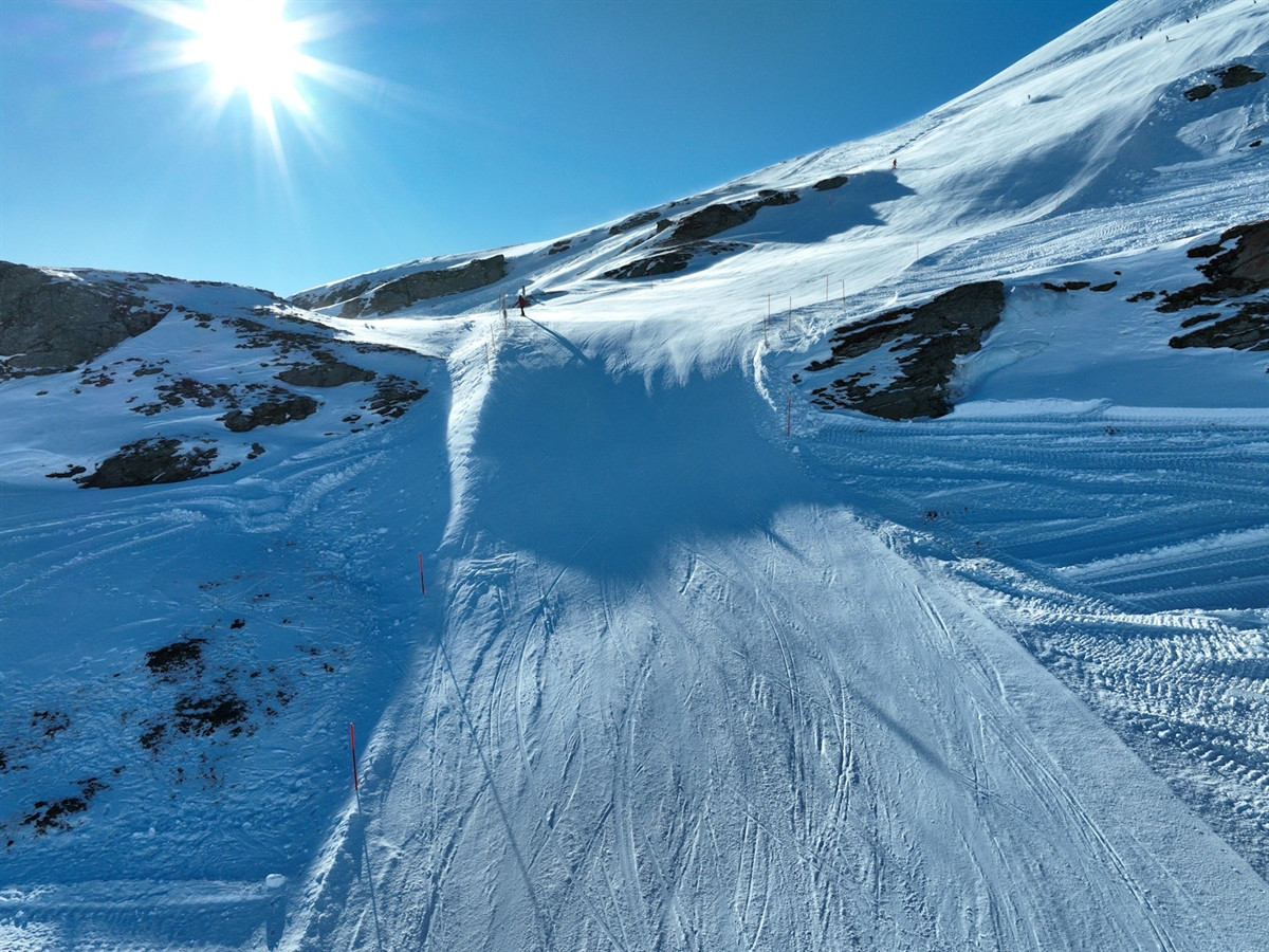 Skifahrer nach Sturz in Laax verstorben