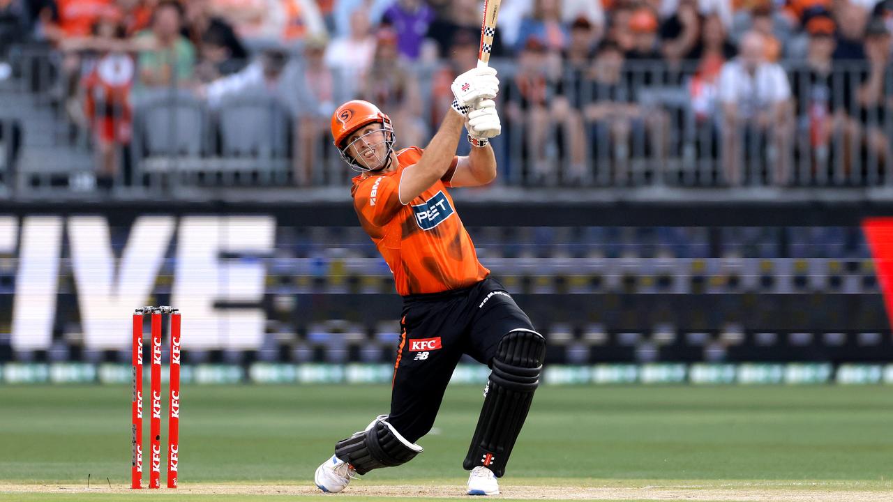 Marsh fires century as Scorchers bash Hurricanes