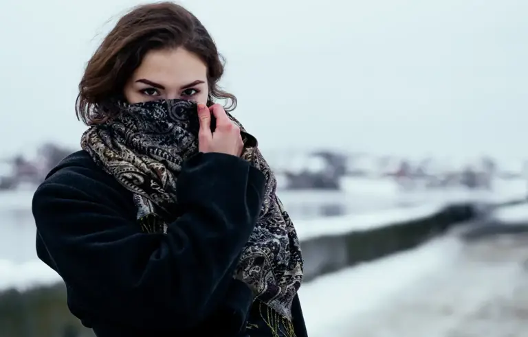 Body language secrets: 5 moves that make you instantly magnetic