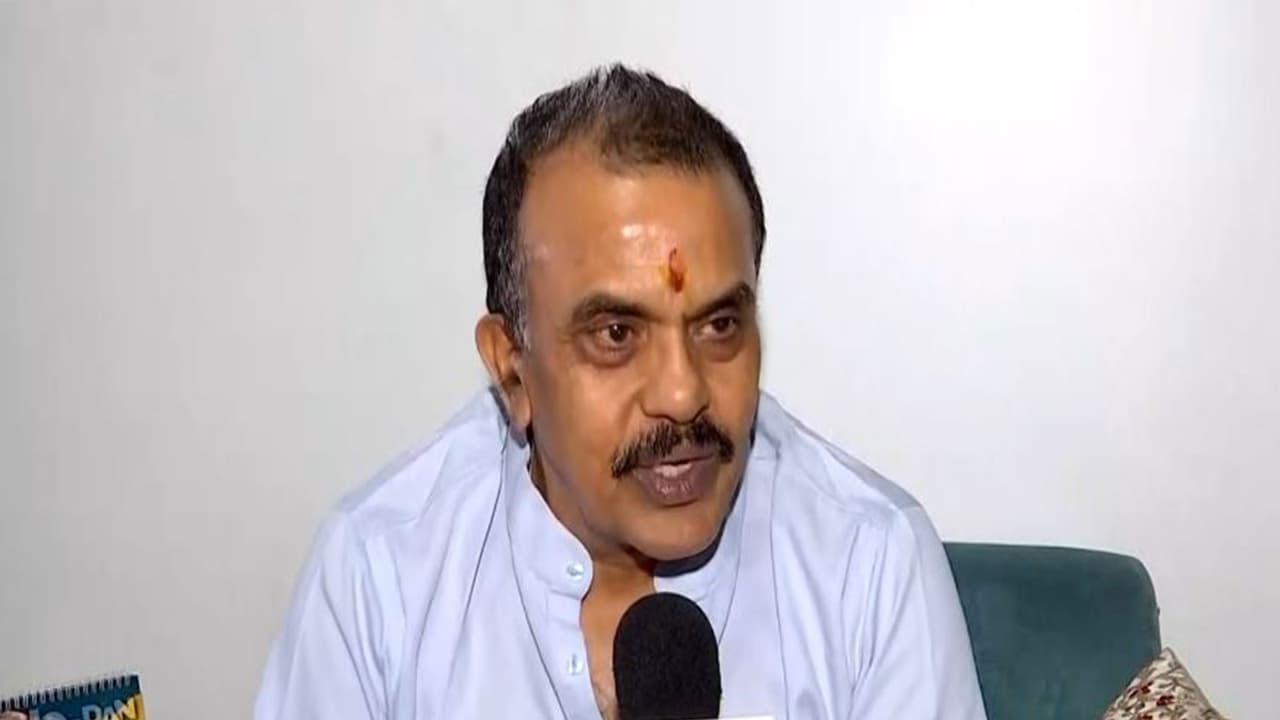 'Compare them to Ravana': Nirupam on Rahul Gandhi-Lord Ram analogy