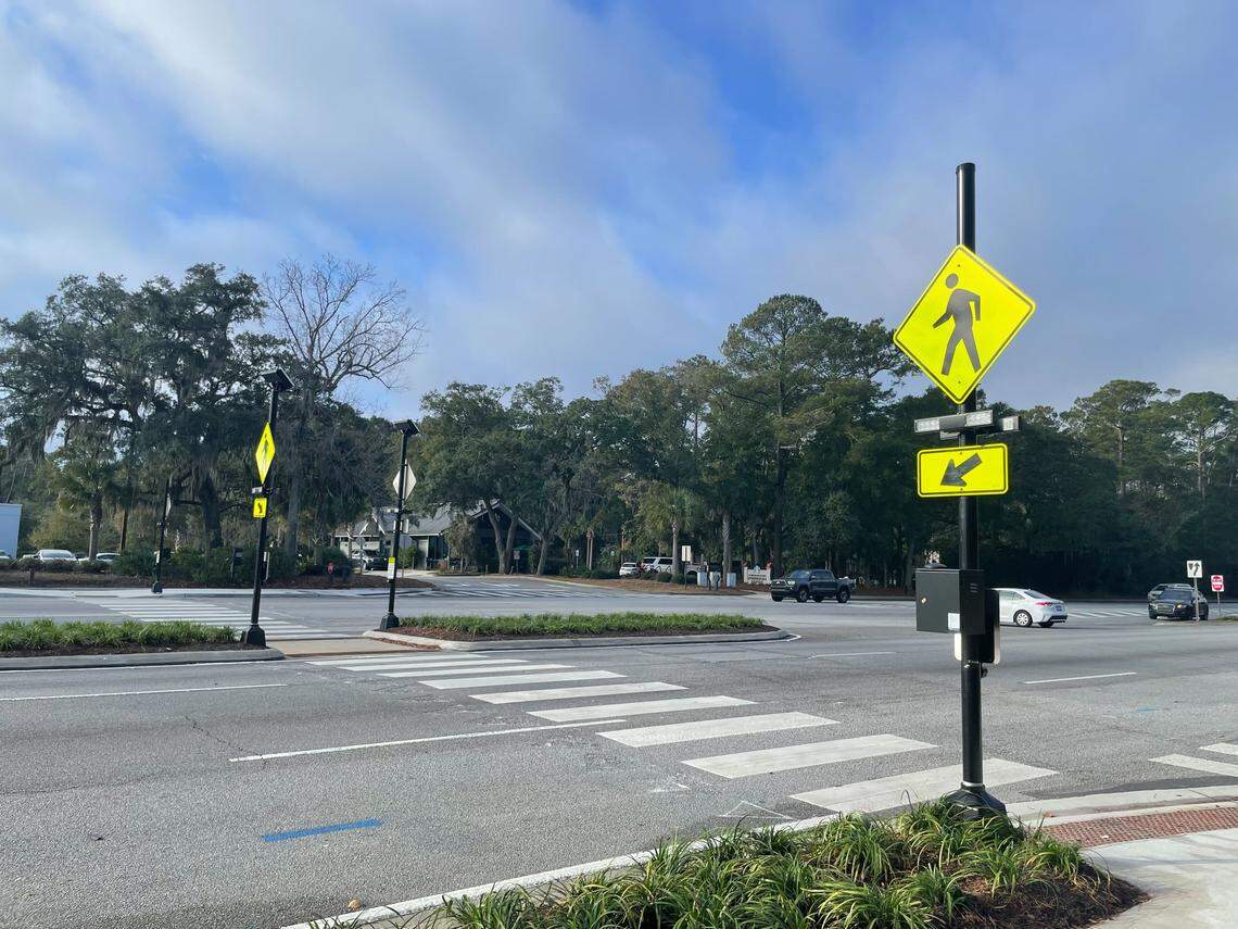 Seeing flashing lights at Hilton Head crosswalks? Here's when you ...