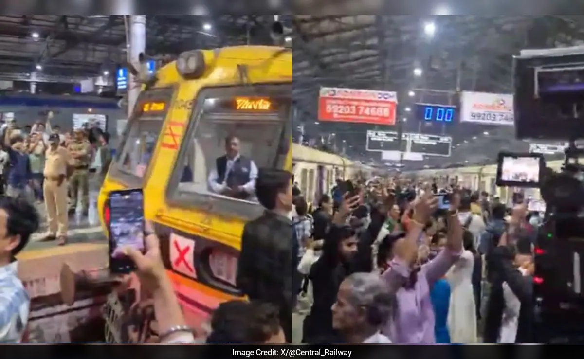 Watch: Mumbai celebrates New Year with iconic train horns at ...