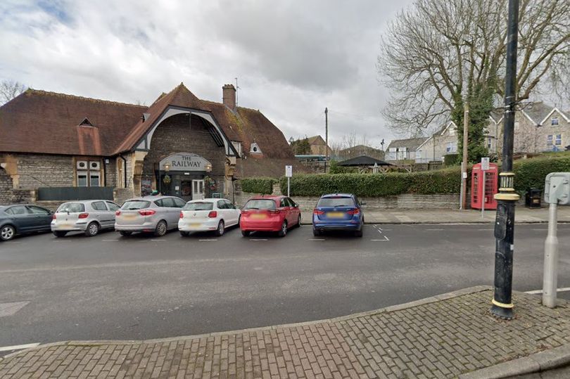 Fight outside pub leaves man in hospital as three teens arrested