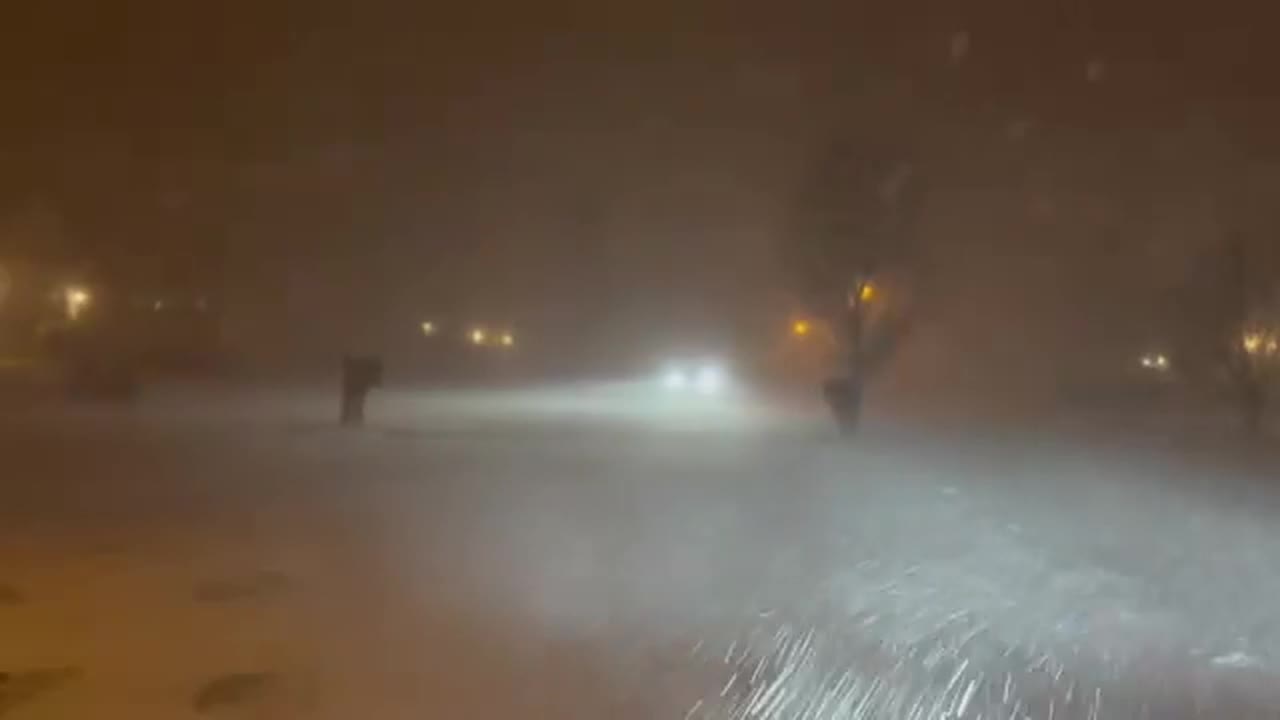 Whiteout blizzard hits Chili amid bomb cyclone in New York, USA