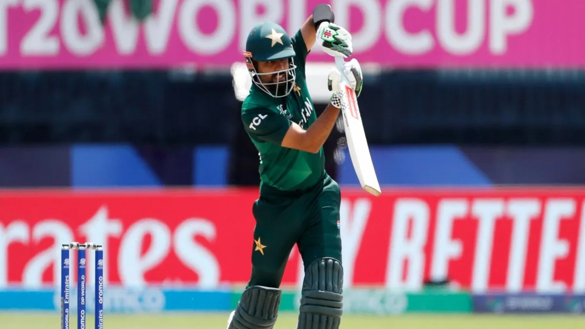 BBL: Babar, Abbott shine as Sixers pull off six-wicket win over Renegades