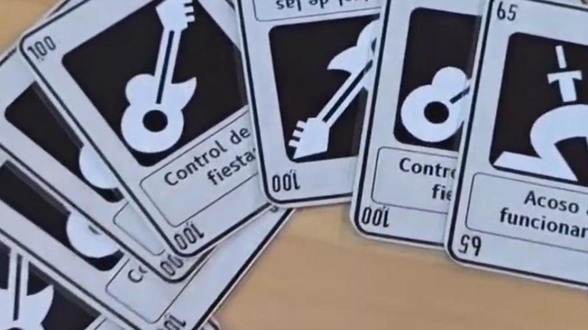 'Concejal aguafiestas': el juego de mesa que pone las cartas sobre la ...
