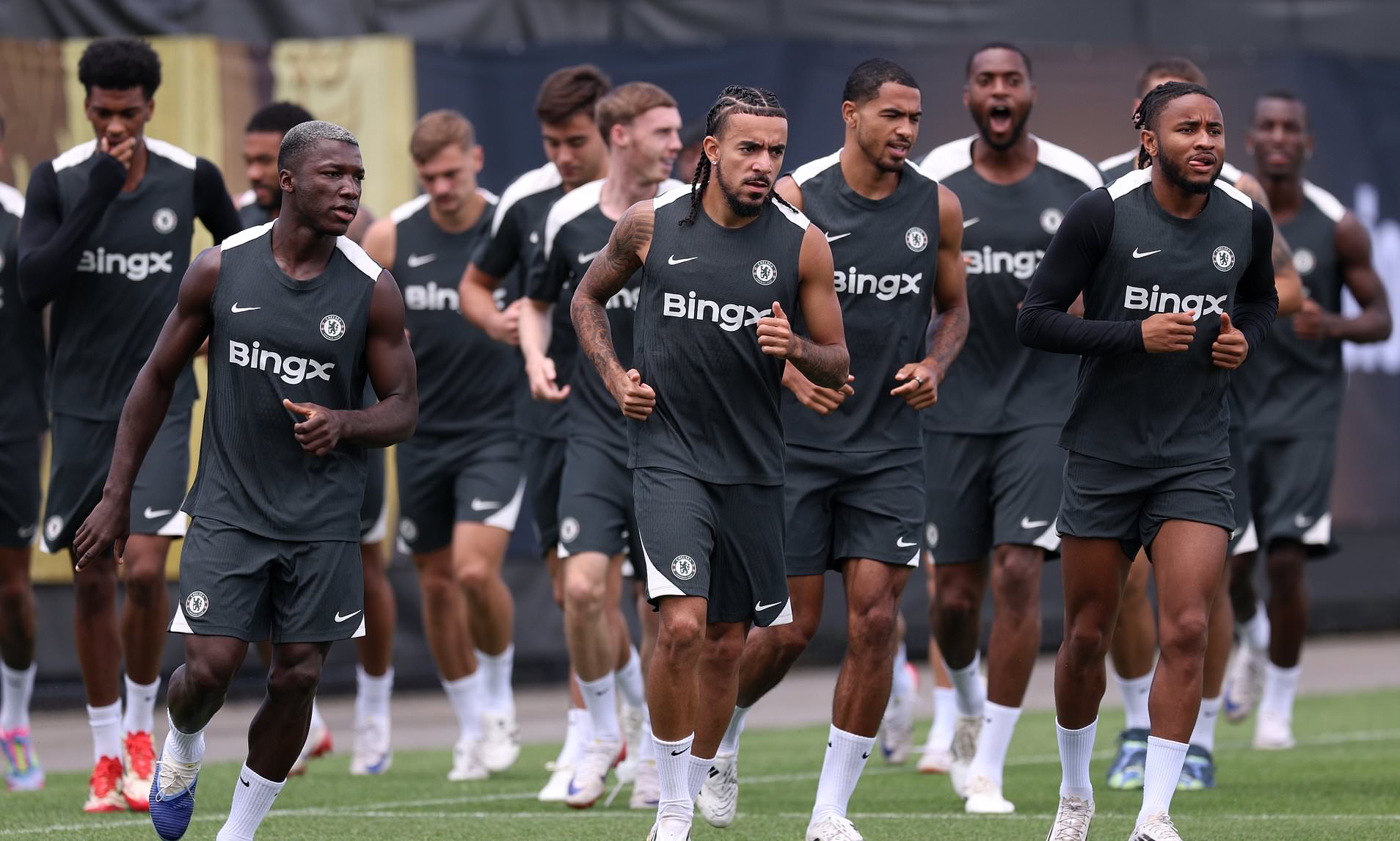 Chelsea flop faces being sold by his new club just five months after £ ...