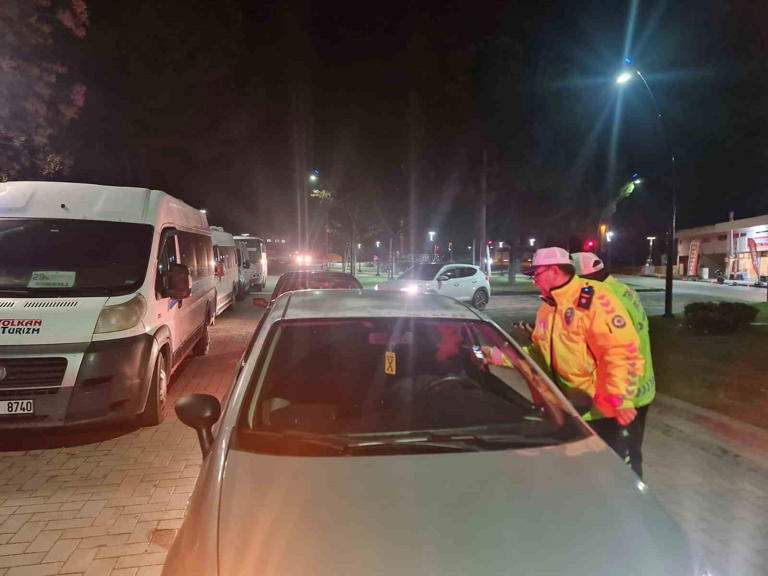 Manisa’da yılbaşı denetiminde aranan 14 şahıs yakalandı