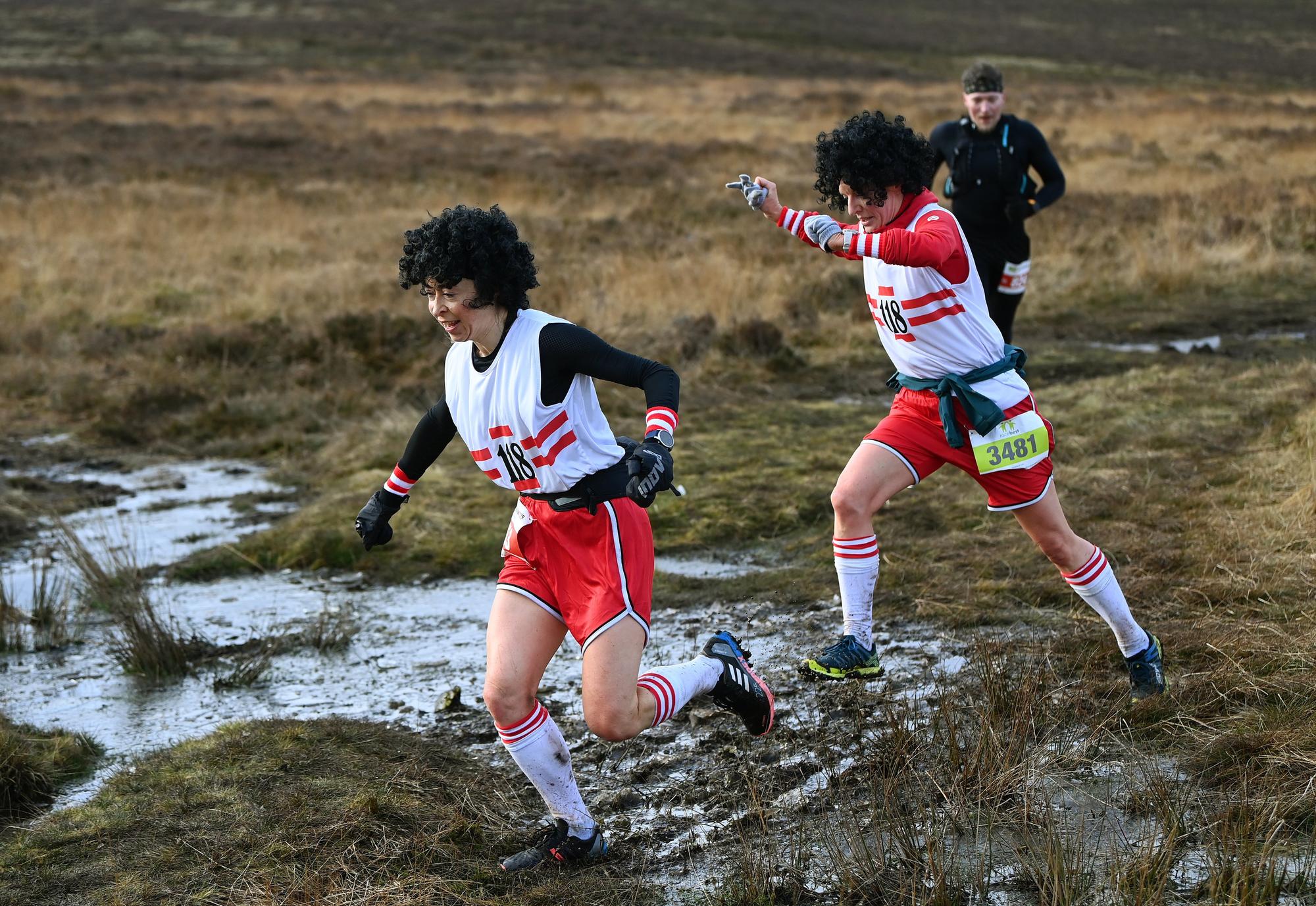 The best photos from the 2025 Auld Lang Syne fell race as hundreds ...