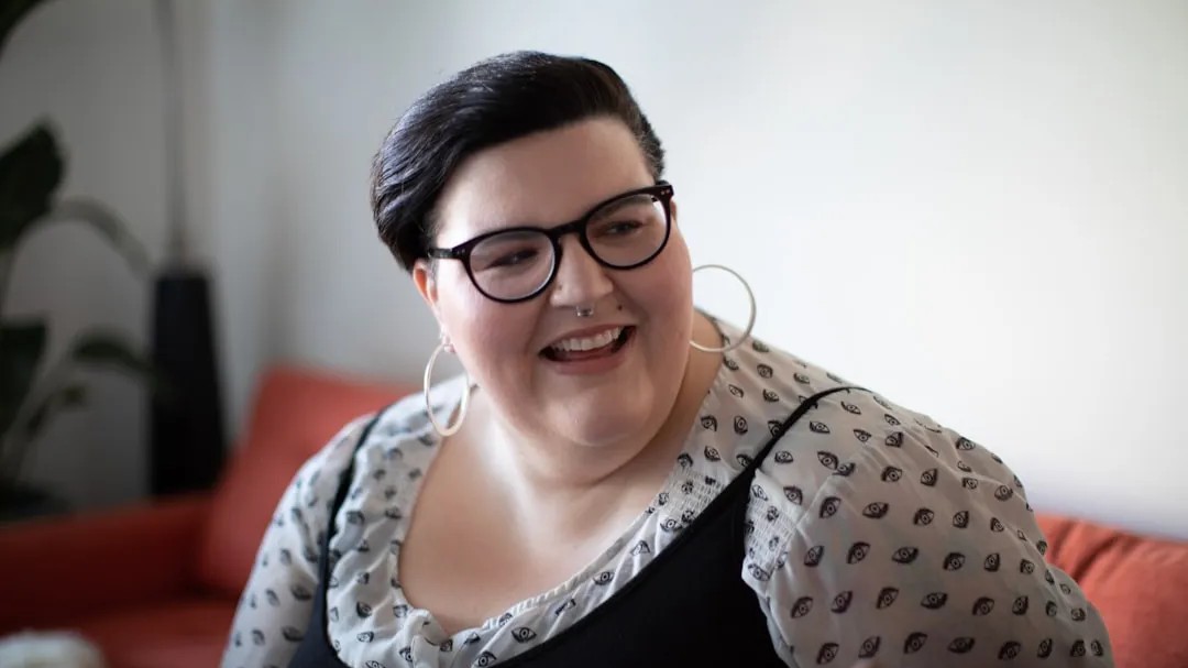 Body language secrets: 5 moves that make you instantly magnetic