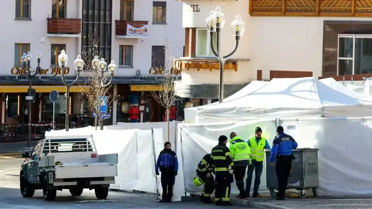 Εφιαλτική Πρωτοχρονιά στην Ελβετία: Περίπου 40 νεκροί και 100 ...
