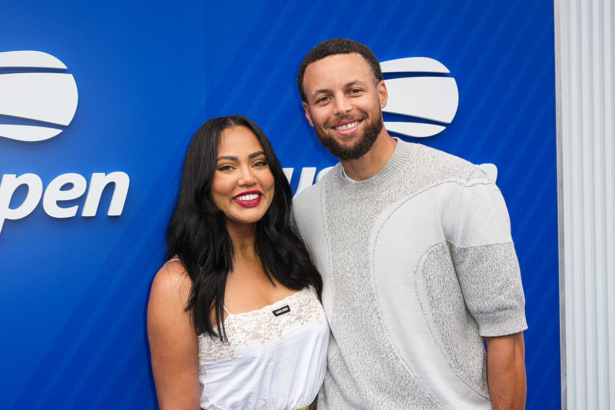 Steph Curry's wife Ayesha Curry reacts to NBA star's latest honor