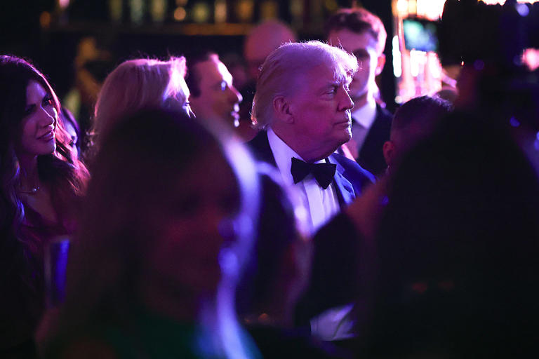 Public gets glimpse of Trump's opulent Mar-a-Lago New Year's gala