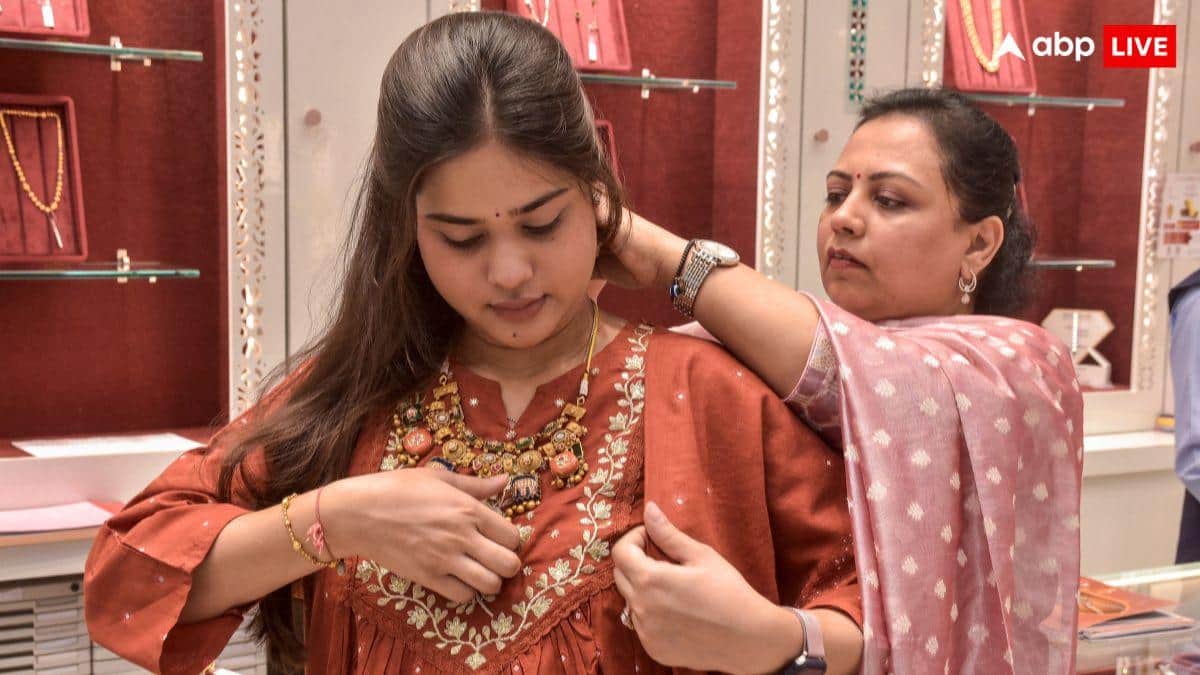 Buy or wait? Gold rate in India today (Jan 1) up marginally; get latest ...