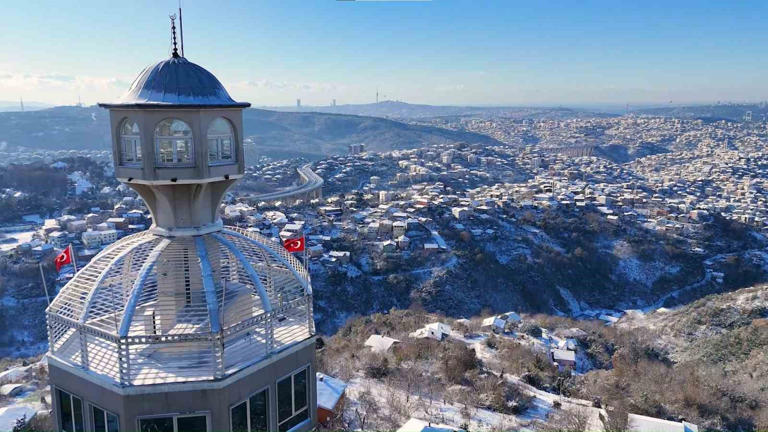 Beykoz Kavacık sabaha beyaz örtüyle uyandı