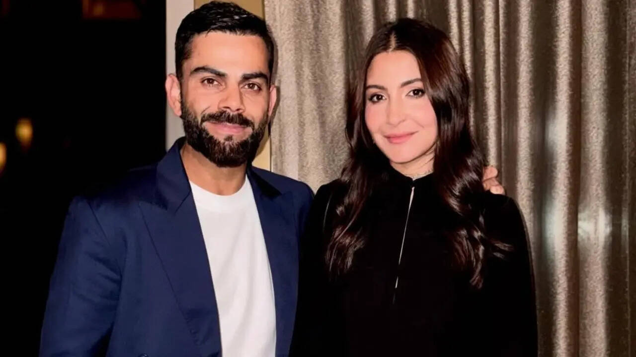 Virat Kohli- Anushka Sharma Give Major Power Couple Vibe In New Year ...
