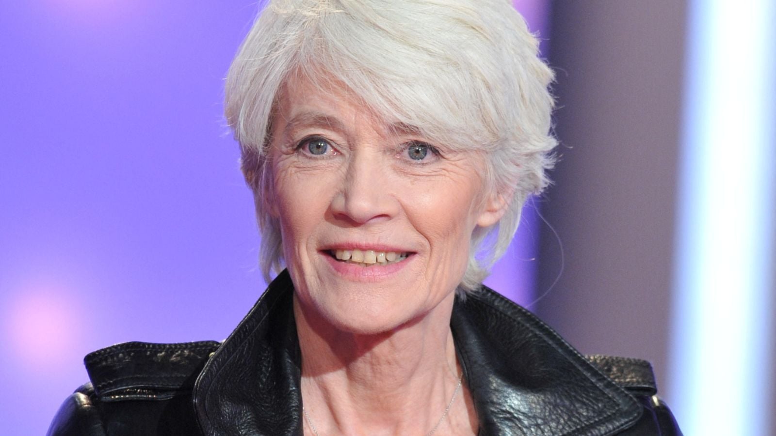 Françoise Hardy : les secrets de son incroyable duplex du 16ème ...